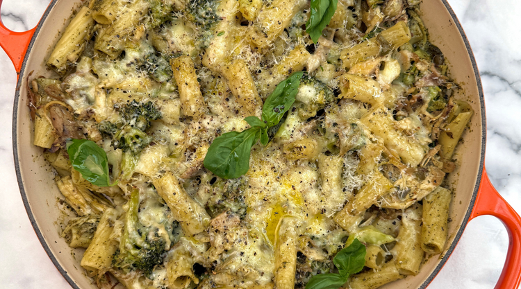 Creamy Chicken & Broccoli Pesto Pasta Bake – Archer Kitchen